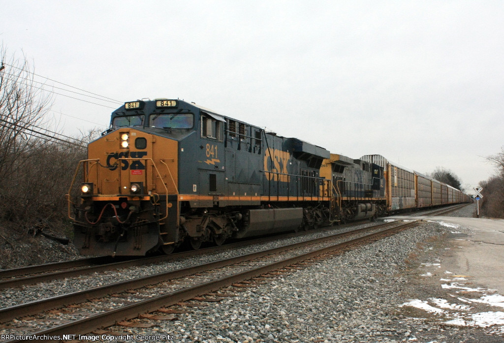 CSX 841 and train Q217